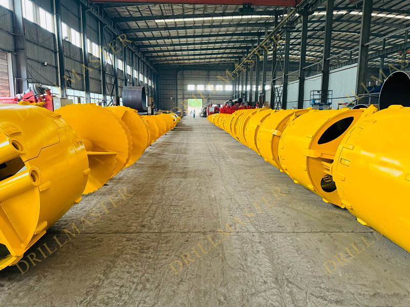 Classification and application of bucket in rotary drilling ...